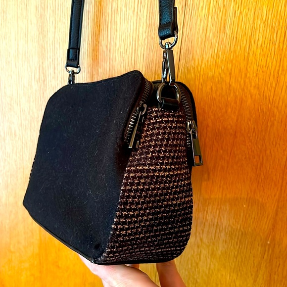 hotter | Bags | Hotter Wool Tweed Vegan Houndstooth Crossbody Shoulder ...